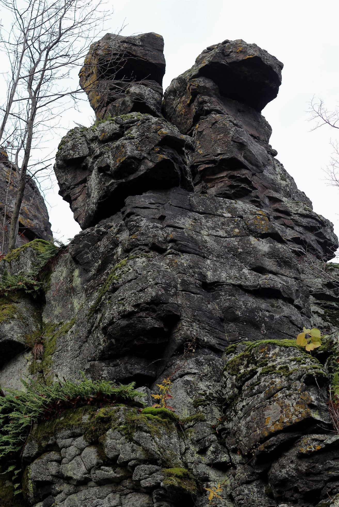 Výber: Pohronský Inovec - pohorie skál, lúk a štálov | HIKING.SK
