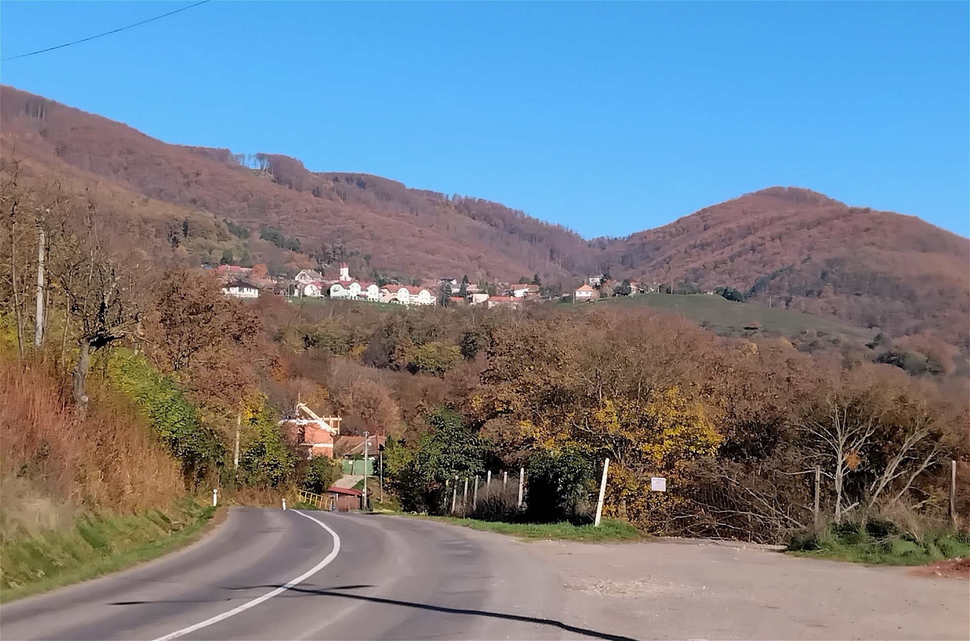 Výber: Pohronský Inovec - pohorie skál, lúk a štálov | HIKING.SK
