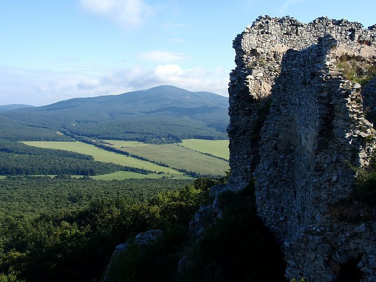 Fotka: Veľký Tríbeč - Tribeč - foto 22004 | HIKING.SK