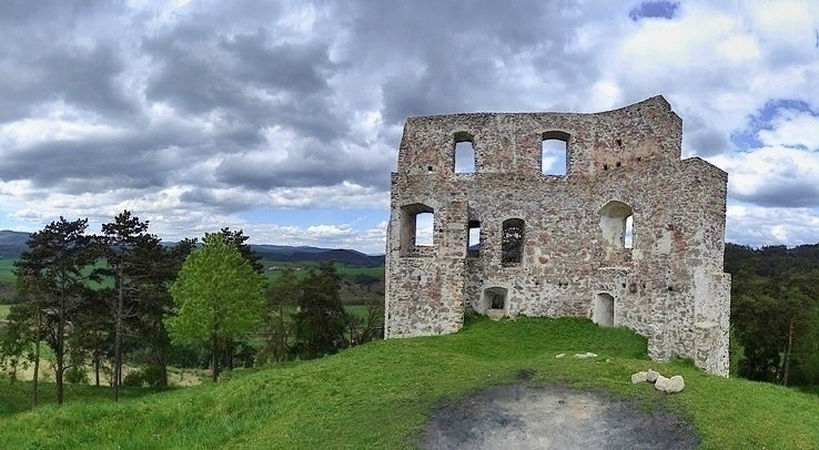 Fotka: Hrad Dobrá Niva - Javorie - foto 46880 | HIKING.SK