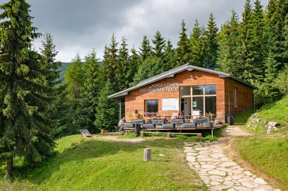 Novinka: Zmena režimu na chate pod Kráľovou hoľou | HIKING.SK